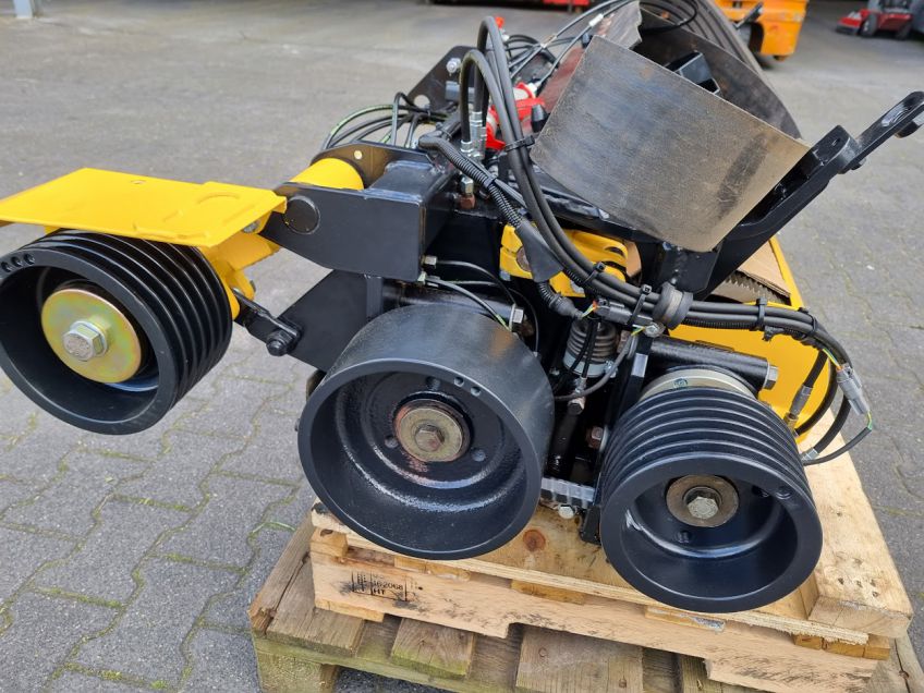 Corn Cracker, New Holland FR, completely revised as new | Agramex